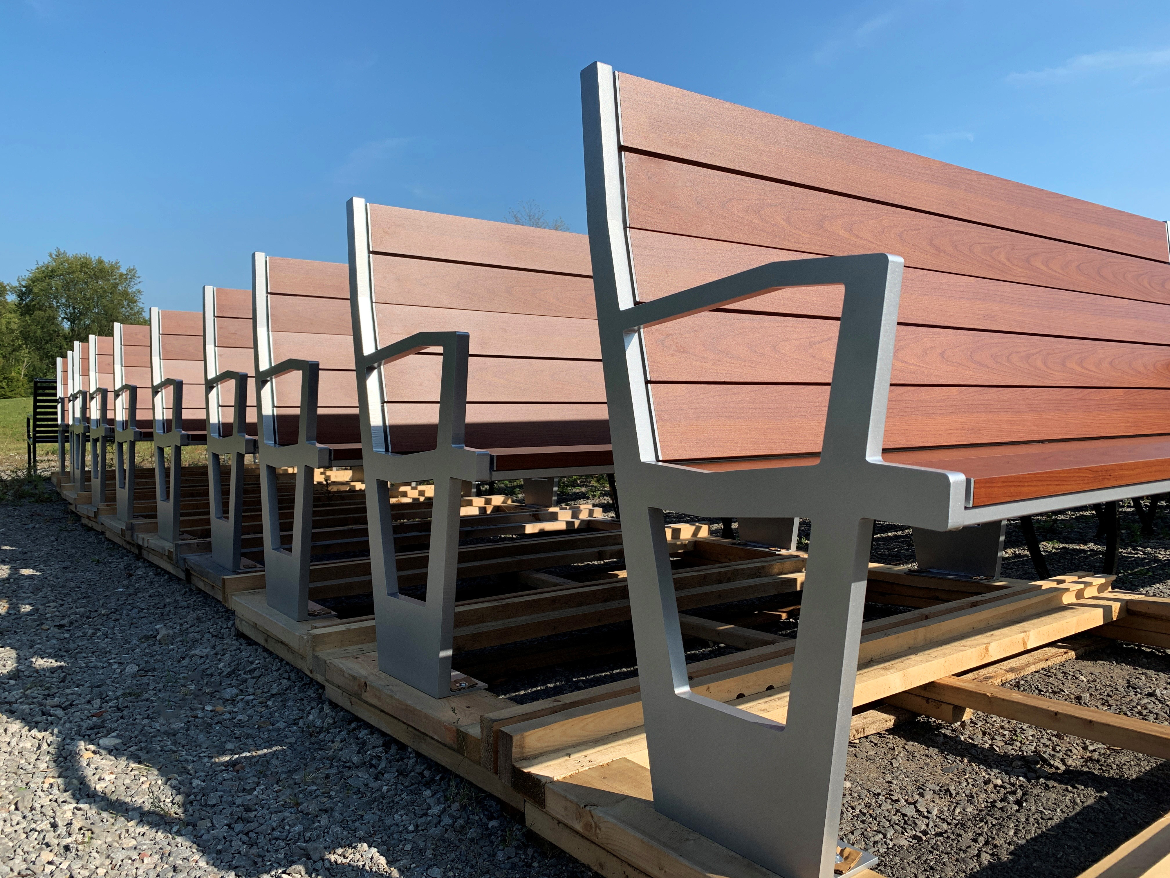 The Unique Beauty And Benefits Of Wood Grain Aluminum By Keystone Ridge ...