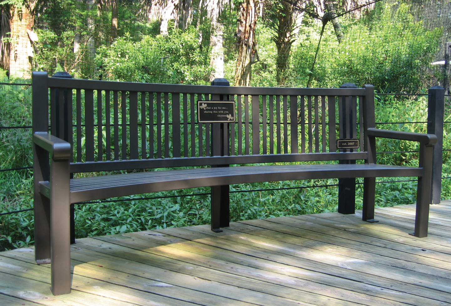 Curved Benches | Keystone Ridge Designs