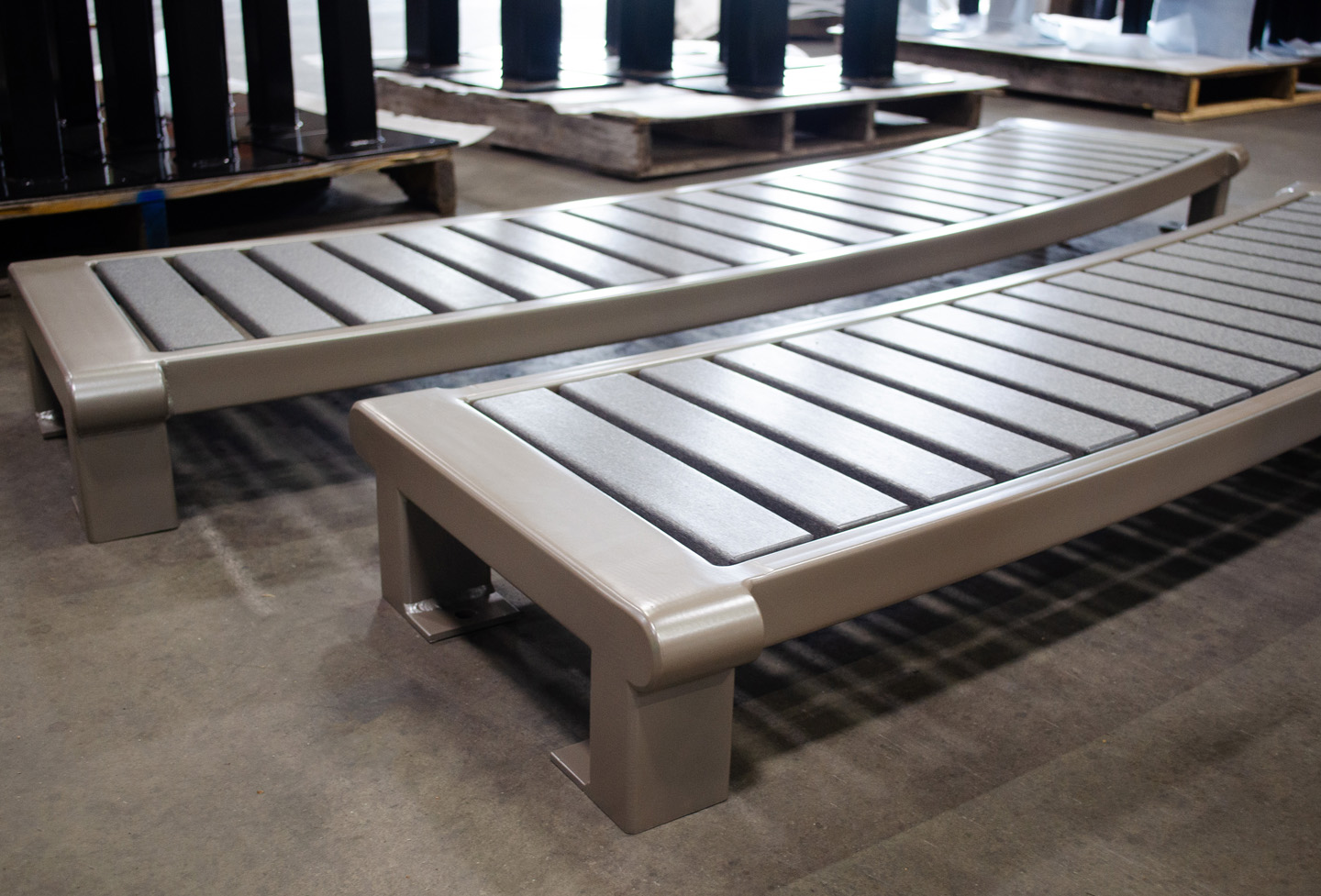 Curved Benches | Keystone Ridge Designs
