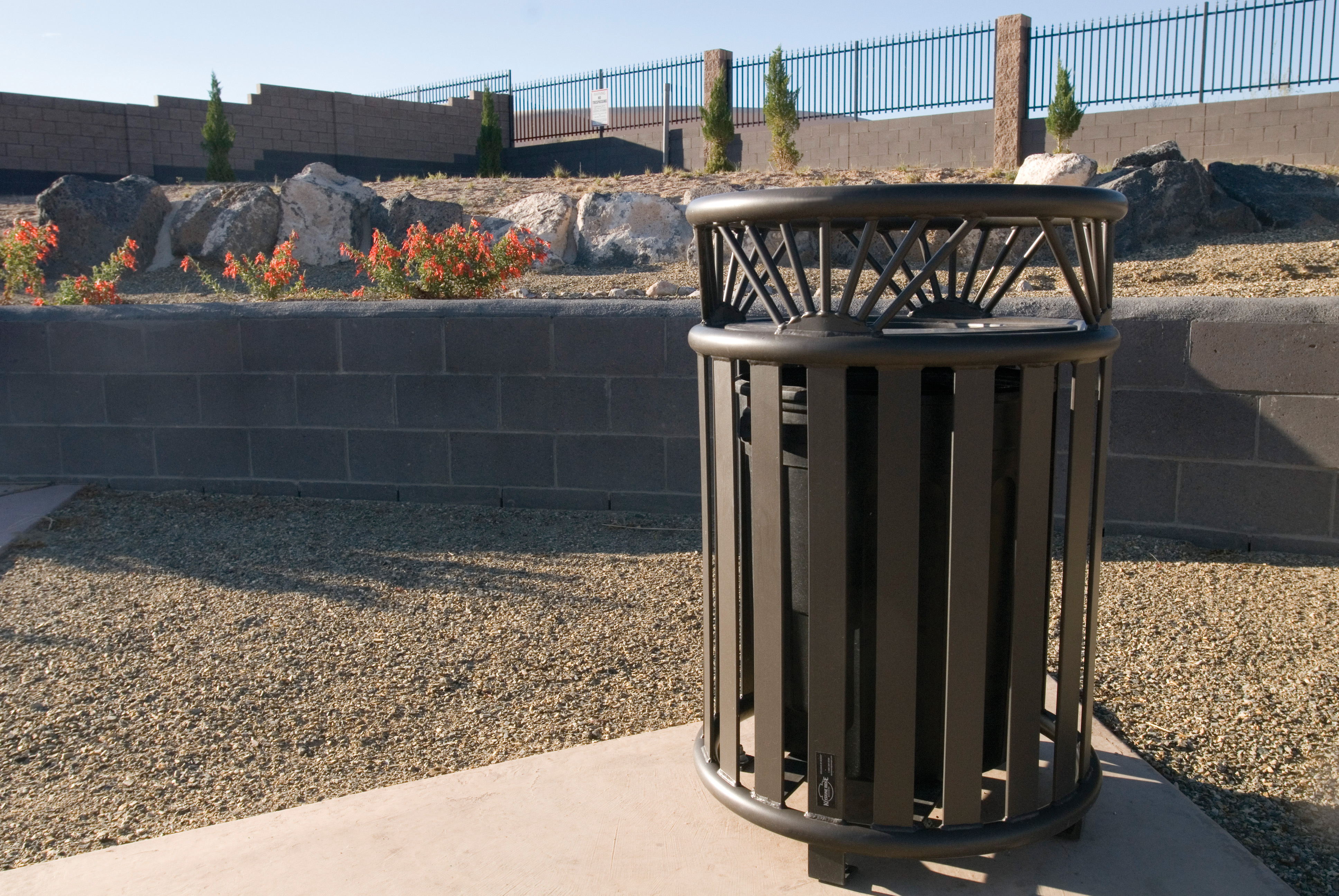 Catalina Litter Receptacle | Keystone Ridge Designs