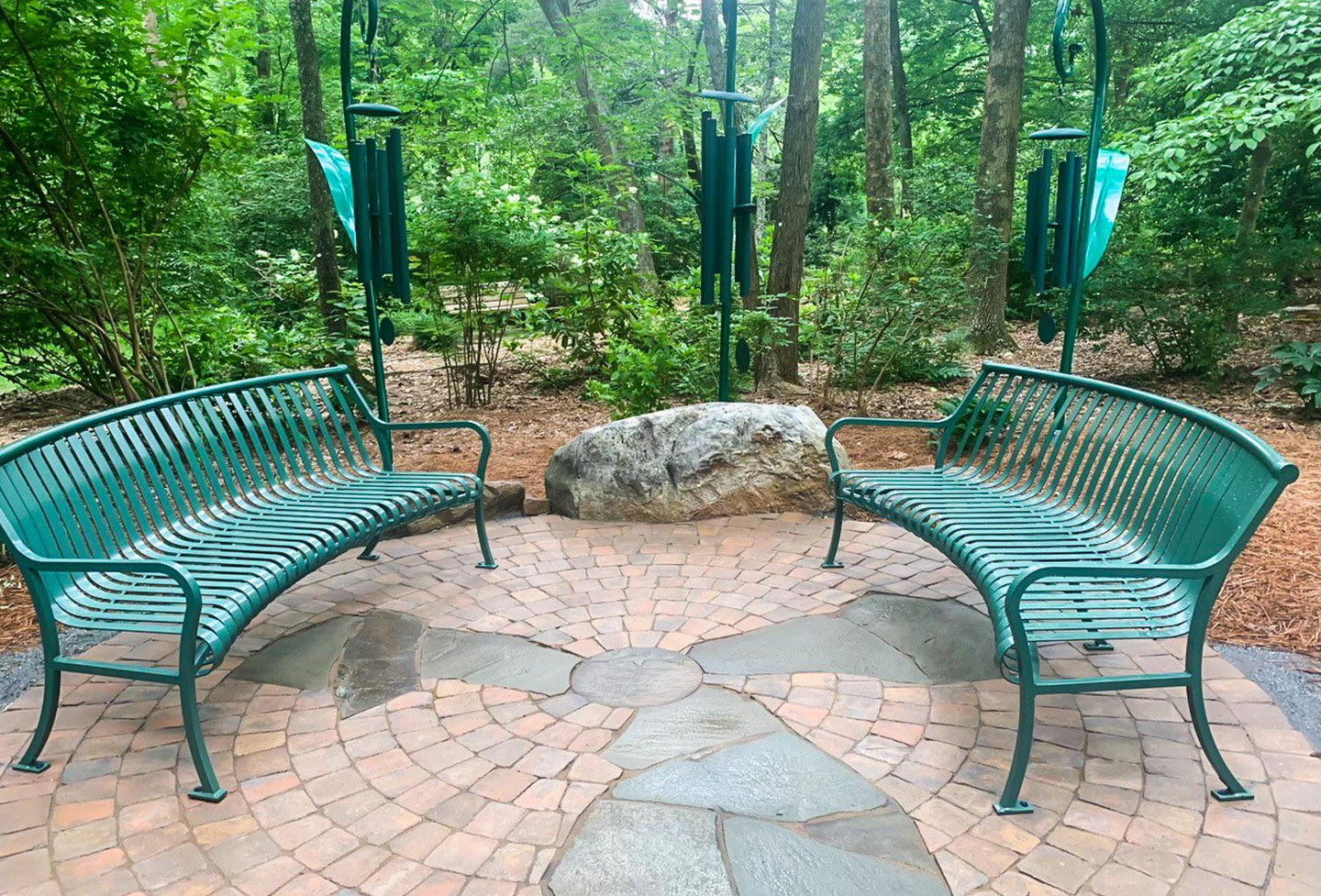 Curved Benches | Keystone Ridge Designs