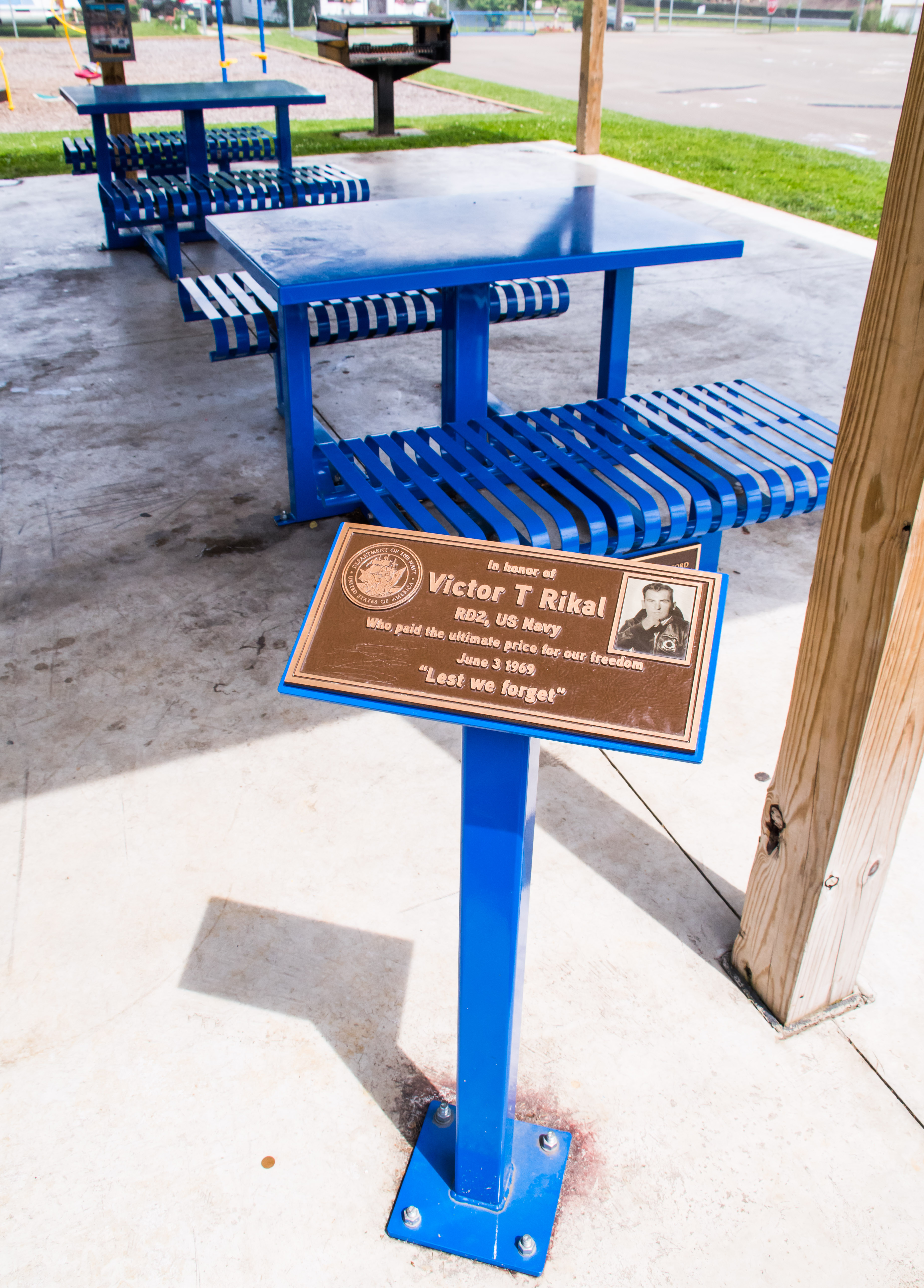 Plaque Stand | Keystone Ridge Designs