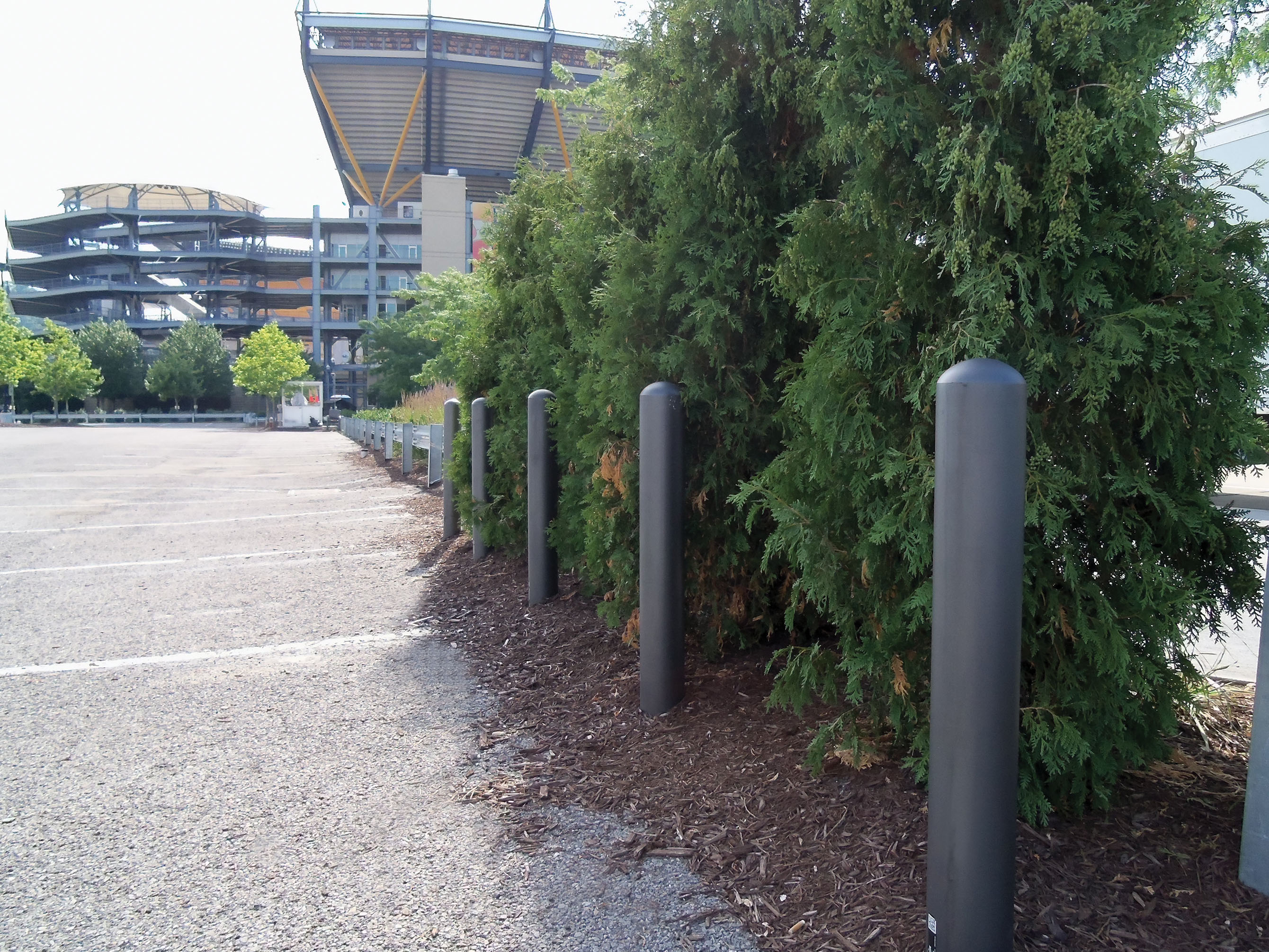 Grove Straight Bollard | Keystone Ridge Designs